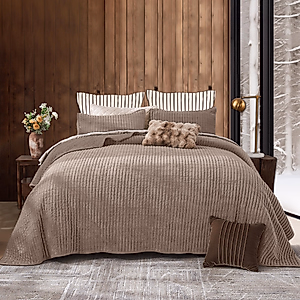 SHALALA Velvet Quilt King Size,Striped Bedding Set,Lightweight Velvet Comforter,Luxurious Suede Bedspread and Coverlet with Soft Brushed Microfiber Back for All Season(Light Taupe,King)