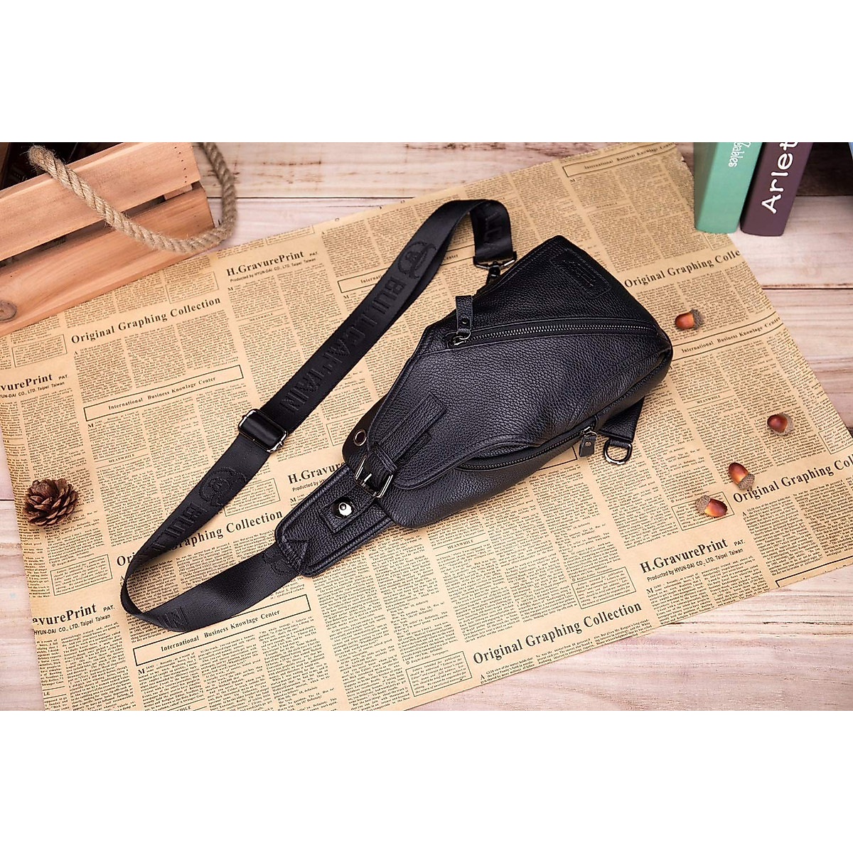 BULLCAPTAIN Genuine Leather Men Shoulder bag Sling Chest bag Travel Hiking Backpack Crossbody Bag (Black)