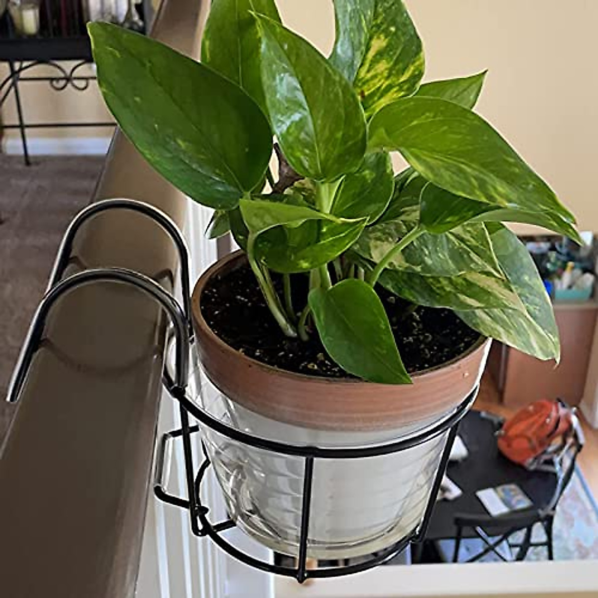 EIMQUVW 4 Pack Round Hanging Railing Planters Basket Metal Balcony Planters Railing Hanging Flower Pot Holders for Outside,Indoor，Balcony,Garden(20CM)