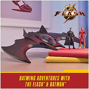 DC Comics, The Flash Ultimate Batwing Set The Flash and Batman Action Figures, 4-inch Playset Kids Toys for Boys and Girls 3 and Up