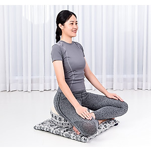 Leewadee Meditation Cushion Set – 1 Small Zafu Yoga Pillow and 1 Small Roll-Up Zabuton Mat Filled with Kapok, Black White