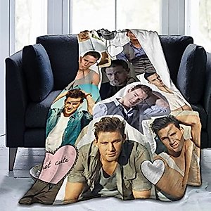 Channing Tatum Collage Blanket Ultra-Soft Micro Fleece Lightweight Warm Throw Blanket Suitable for Bedrooms Sofa and Travel Air Conditioning