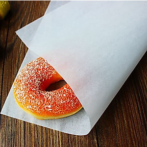 Concession Essentials 10 x 10.75 Inch Dry-Waxed Paper Deli Wraps, White, Light-Grade, Interfolded, 500 Ct Box.