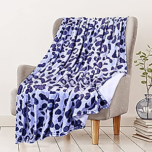 RosieLily Blue Leopard Blanket Soft Cheetah Throw Blankets Leopard Print Blanket Leopard Gifts and Throws Flannel Fleece Throw Blanket Lightweight Cozy Plush Blanket for Couch Chair All Seasons 50X60