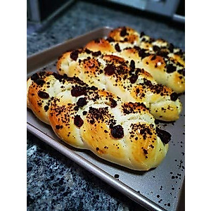 Walooza 13 Inch Baking Pans Nonstick Set of 2, 13 X 11 X 1 Inch Sturdy Cookie Sheet Replacement Toaster Oven Tray, Non Toxic & Heavy Duty & Easy Clean