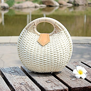 TONWHAR® Lady's Stylish Shell Shape Straw Tote Handbag Rattan Beach Bag (White)