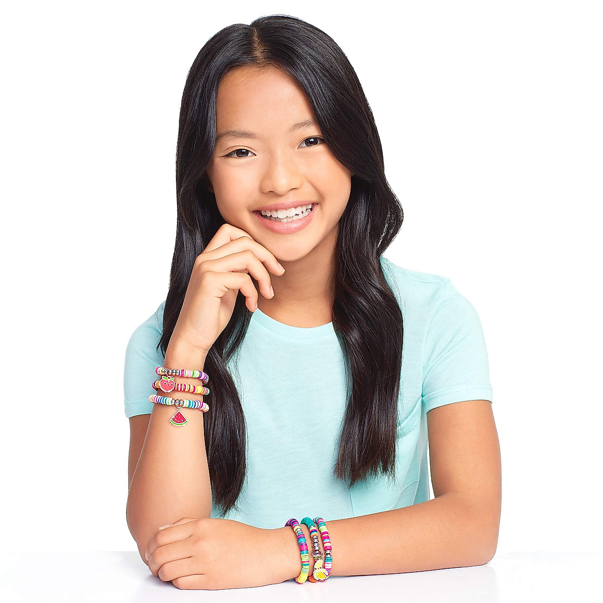 Make It Real - Heishi Beads with Storage Case - Jewelry & Charm Bracelet Making Kit with Storage Case - Friendship Bracelet Set with Beads, Charms & Thread - Arts & Crafts Bead Kit for Girls