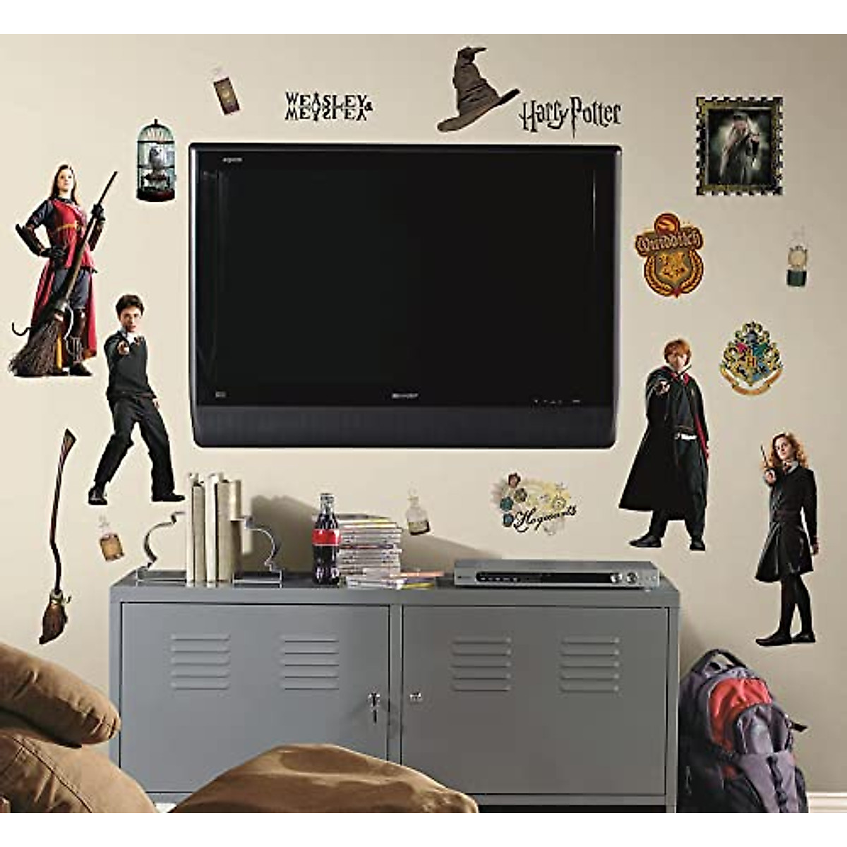 RoomMates RMK1547SCS Harry Potter Peel and Stick Wall Decals 10 inch x 18 inch
