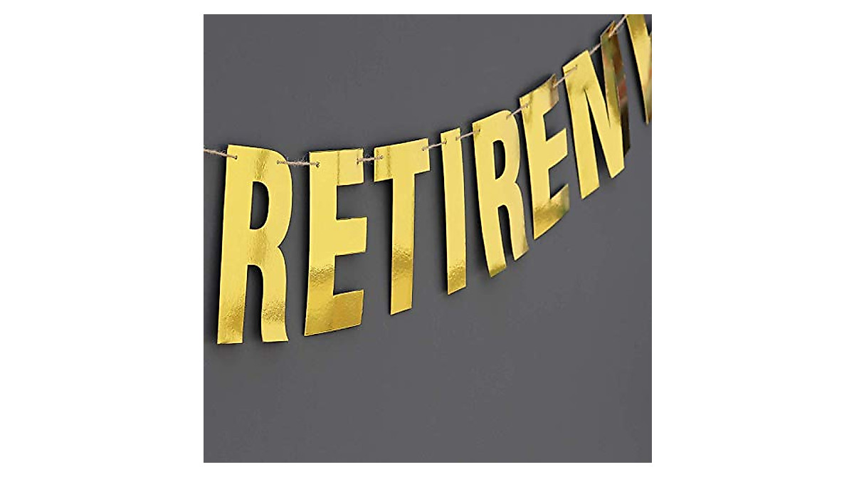 Celebrate Retirement with Gold Banner - Elegant & Reusable Decor