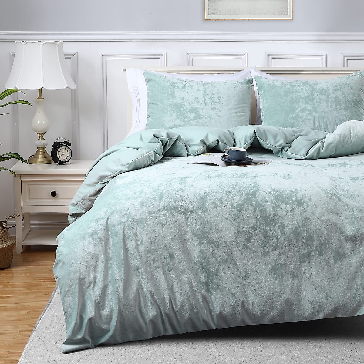 CAROMIO Velvet Duvet Cover Sets - 3 Pieces Lavish Design Comforter Cover King Size, Soft and Warm Bedding Cover Set for All Seasons, Aqua Green, 104x90 Inches