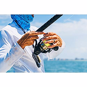 PENN Battle III Spinning Inshore Fishing Reel, HT-100 Front Drag, max of 15lb | 6.8kg, Made with Sturdy All-Aluminum Composition for Durability,Black/Gold