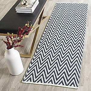 SAFAVIEH Montauk Collection Runner Rug - 2'3" x 7', Navy & Ivory, Handmade Chevron Cotton, Ideal for High Traffic Areas in Living Room, Bedroom (MTK812C)