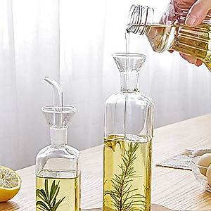 Oil Bottle Glass Olive Oil Dispenser Bottle Glass Cooking Oil Vinegar Measuring Dispenser With Spout for Kitchen and BBQ (500 ml/17 oz)