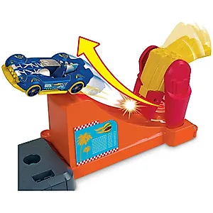 Hot Wheels Downtown Burger Dash Playset