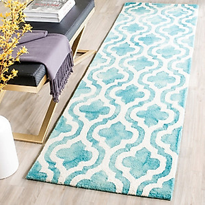 SAFAVIEH Dip Dye Collection 2' x 3' Navy/Ivory DDY537N Handmade Moroccan Watercolor Premium Wool Accent Rug