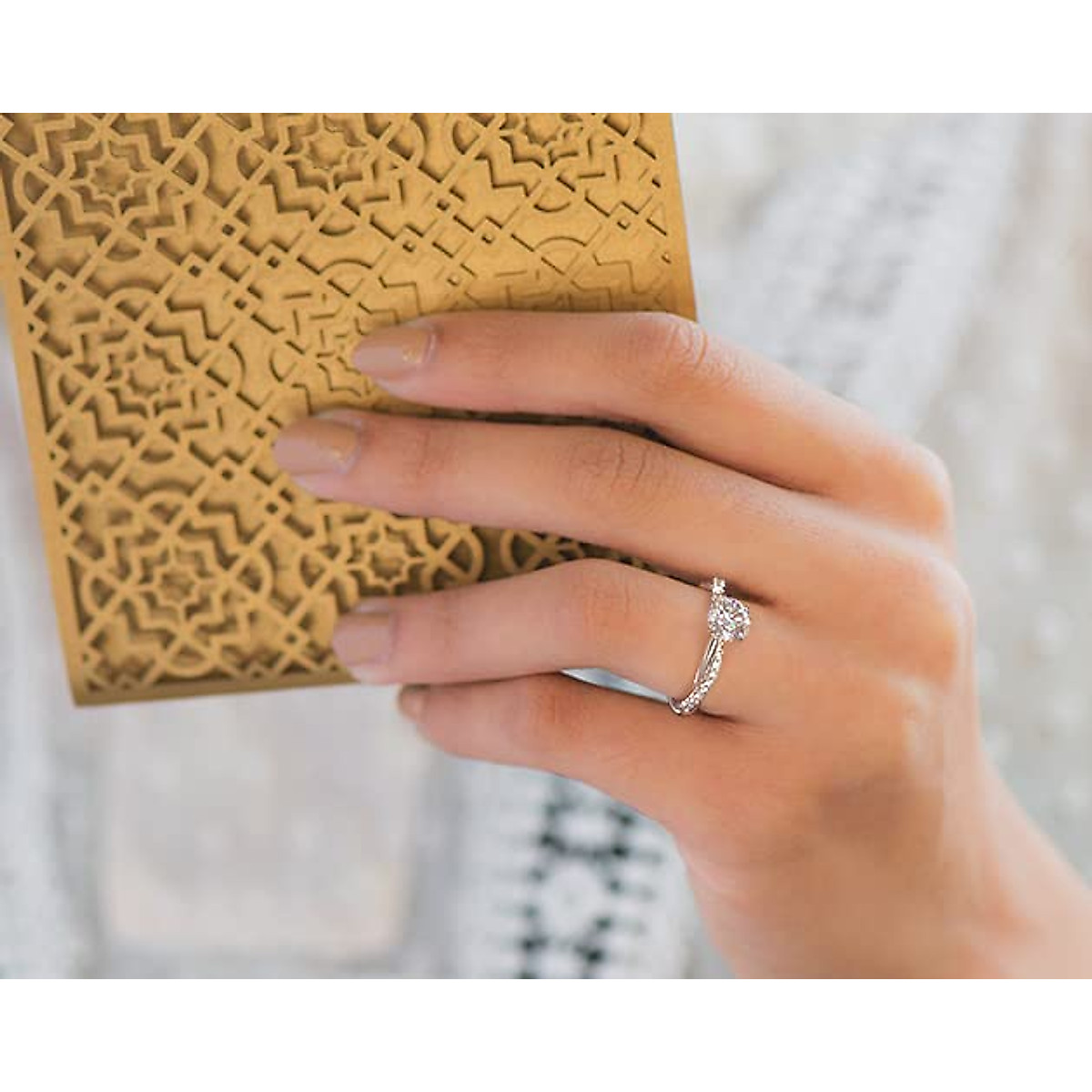 Blocaci Engagement Ring 1 Carat Center Twisting Infinity Pave Set Moissanite Engagement Rings for Women 18k White Gold Size 9.5