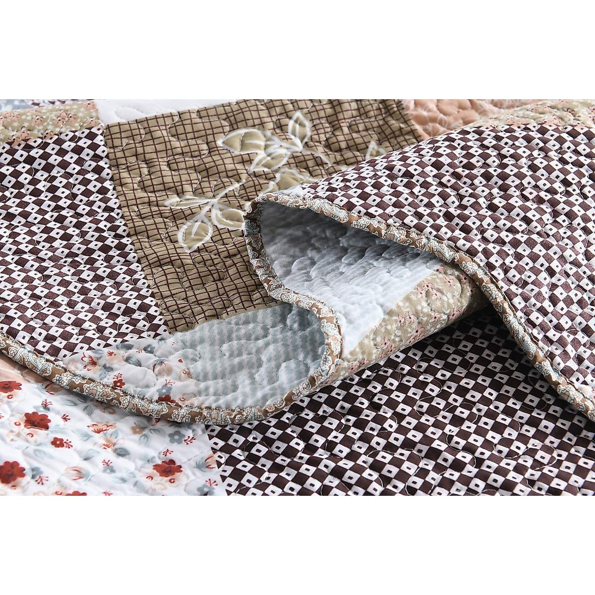 Travan 3-Piece Queen Quilt Set Quilted Bedspread Lightweight Reversible Coverlet Set Floral Printed Quilted Bedding Set with Shams for All Season, Brown Floral, Queen Size