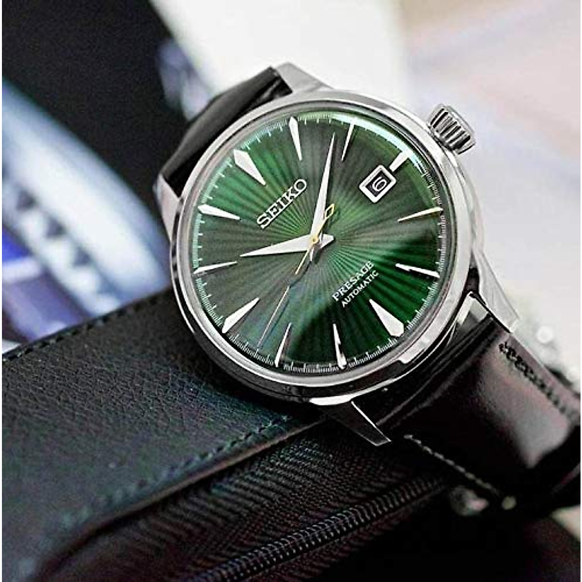 SEIKO mens PRESAGE 'Mockingbird' Cocktail Green Dial with Brown Leather Watch SRPD37J1