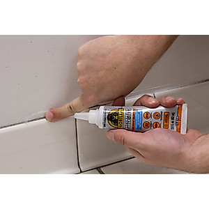 Gorilla Waterproof Caulk & Seal100% Silicone Sealant, 2.8oz Squeeze Tube, Clear (Pack of 1)
