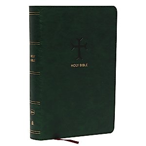 NKJV, End-of-Verse Reference Bible, Personal Size Large Print, Leathersoft, Green, Red Letter, Comfort Print: Holy Bible, New King James Version