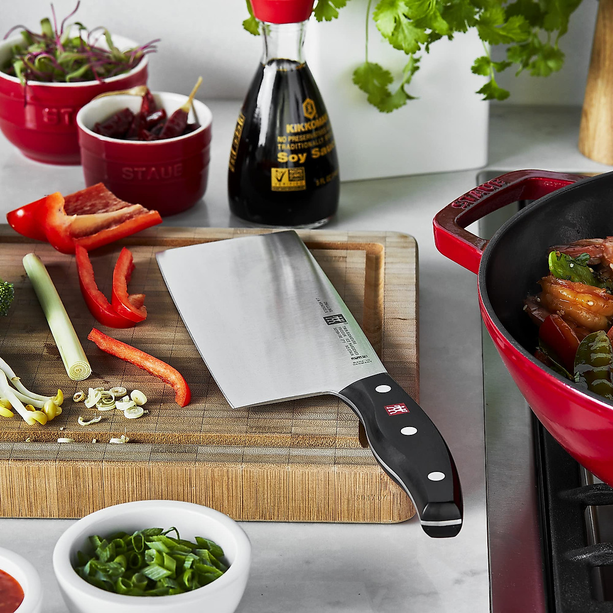 ZWILLING Twin Signature 7-inch Chinese Vegetable Cleaver, Razor-Sharp, Made in Company-Owned German Factory with Special Formula Steel perfected for almost 300 Years, German Knife