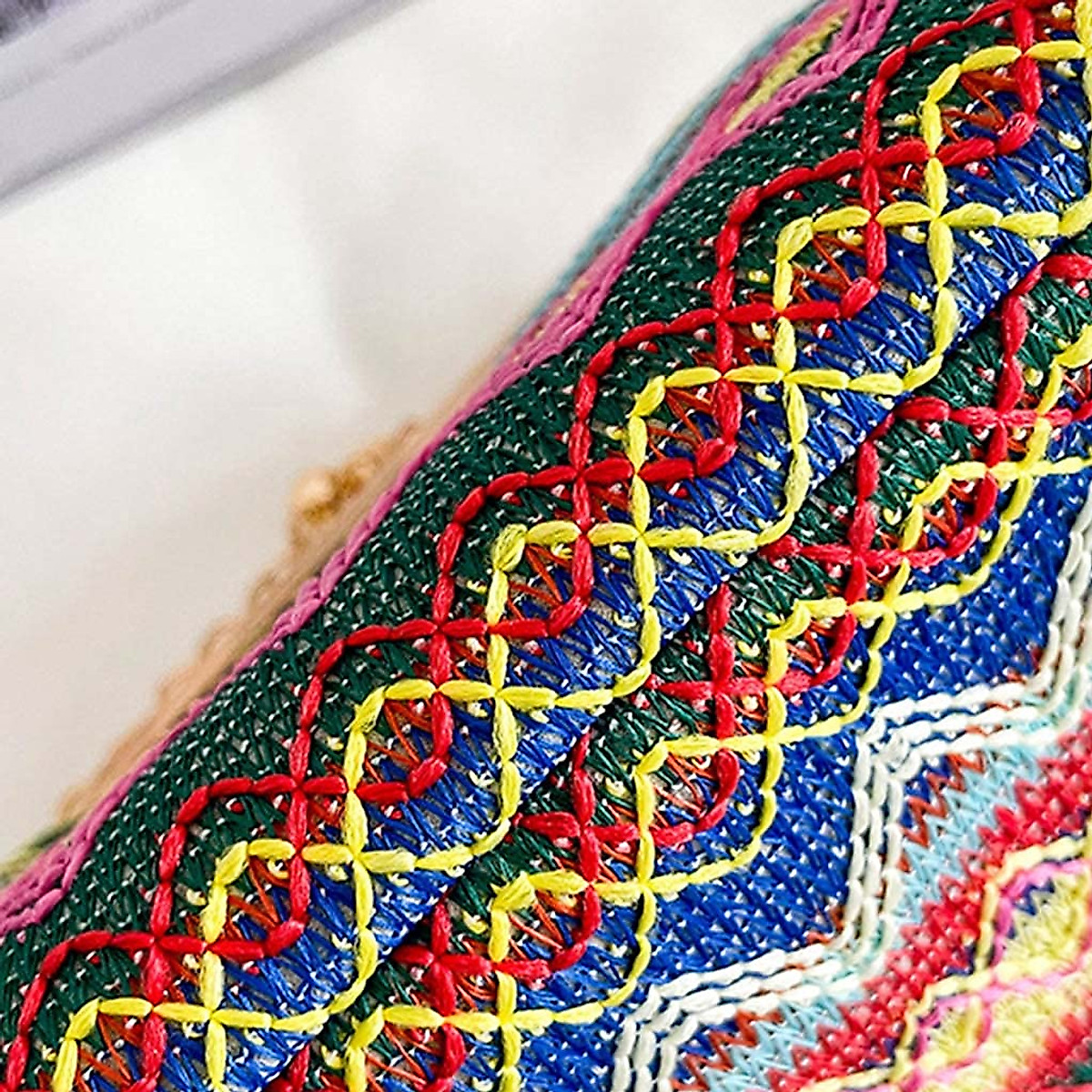 Ruzida Women Diagonal bag Straw Weave Handbag Purse Mini Kiss Lock Bag Ethnic Style Chain Crossbodies Bag Summer Outdoor Bags