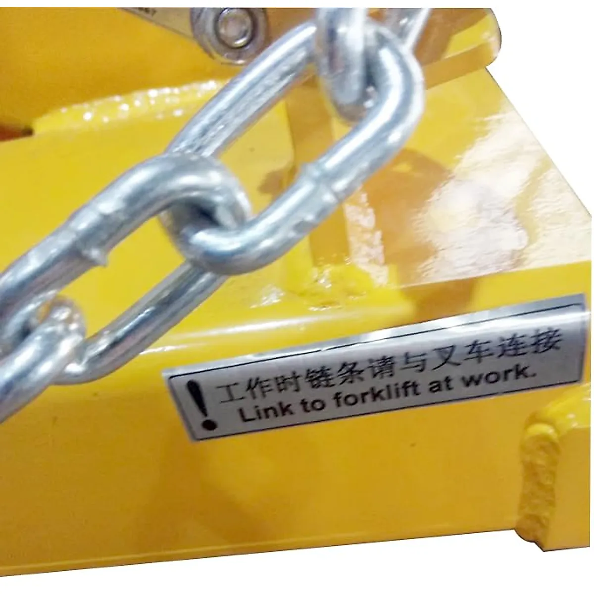 EQCOTWEA 2T/4400LB Adjustable Forklift Jib Boom Crane Mobile Crane Lifting Forklift 63-98" Arm Forklift Telescopic Boom Attachment Forklift Extension Towing Handling Equipment