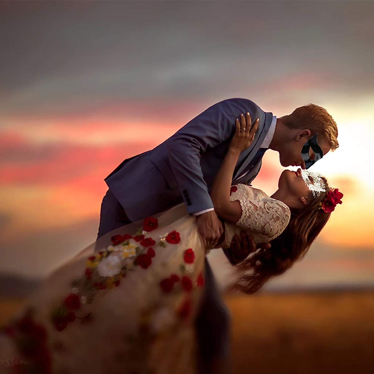 Hoshin Masquerade Mask, Mardi Gras Deecorations Venetian Masks for Womens (Silver & Black)