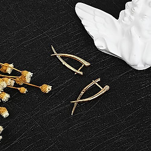 14K Gold Geometric Huggie Hoop Earrings Gold Hoop Earrings for Women Triangle Huggie Earrings for Gifts