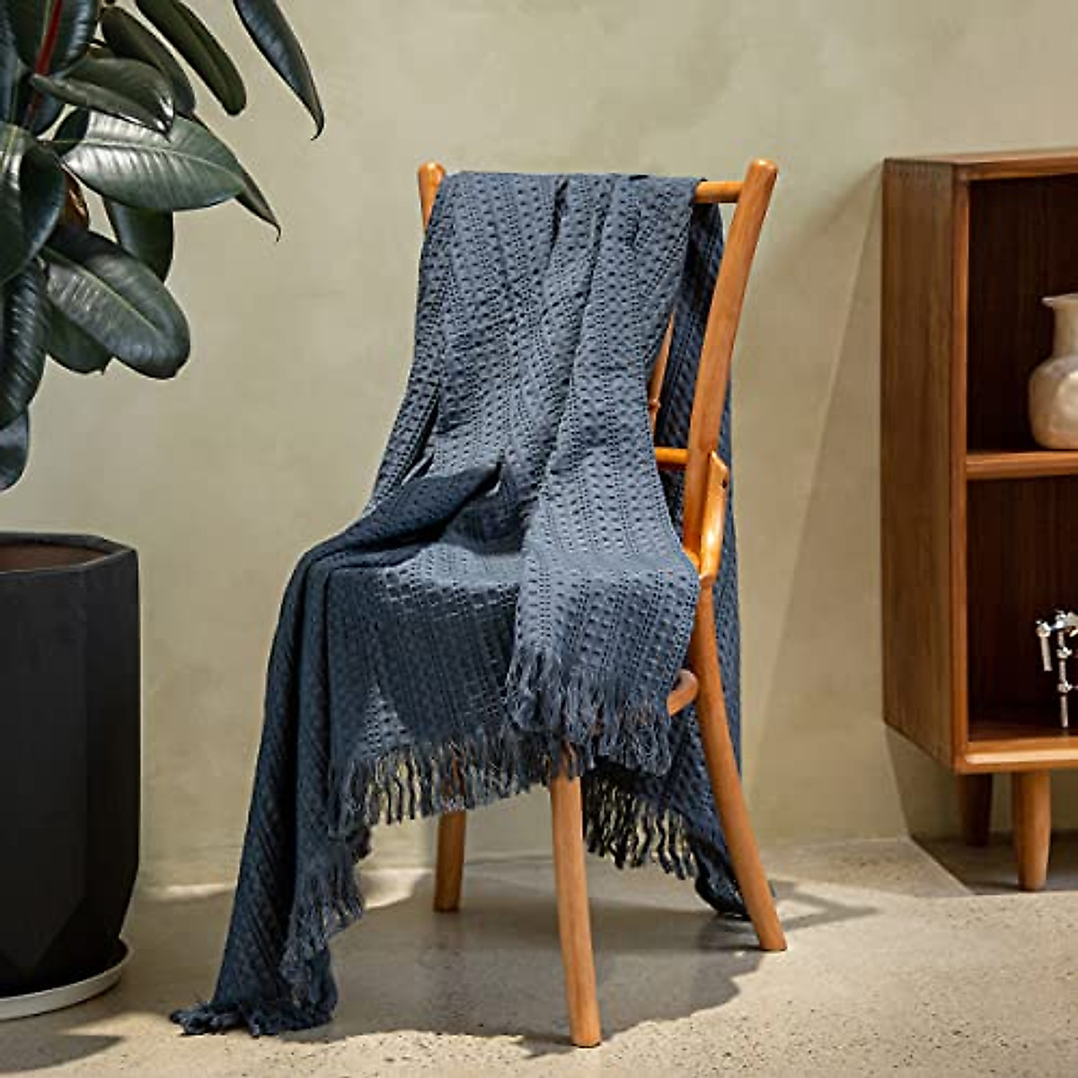 100% Cotton Waffle Blanket with Fringe, Pre-Washed Waffle Weave Blanket for All Season, Lightweight Breathable Soft Cozy Throw Blanket for Couch, Bed, Travel (Blue - 50x60 Inches)