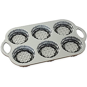 Nordic Ware 54349AMZ Shortcake Baskets Cast Aluminum Cakelet, Six 1/2 Cup, Toffee