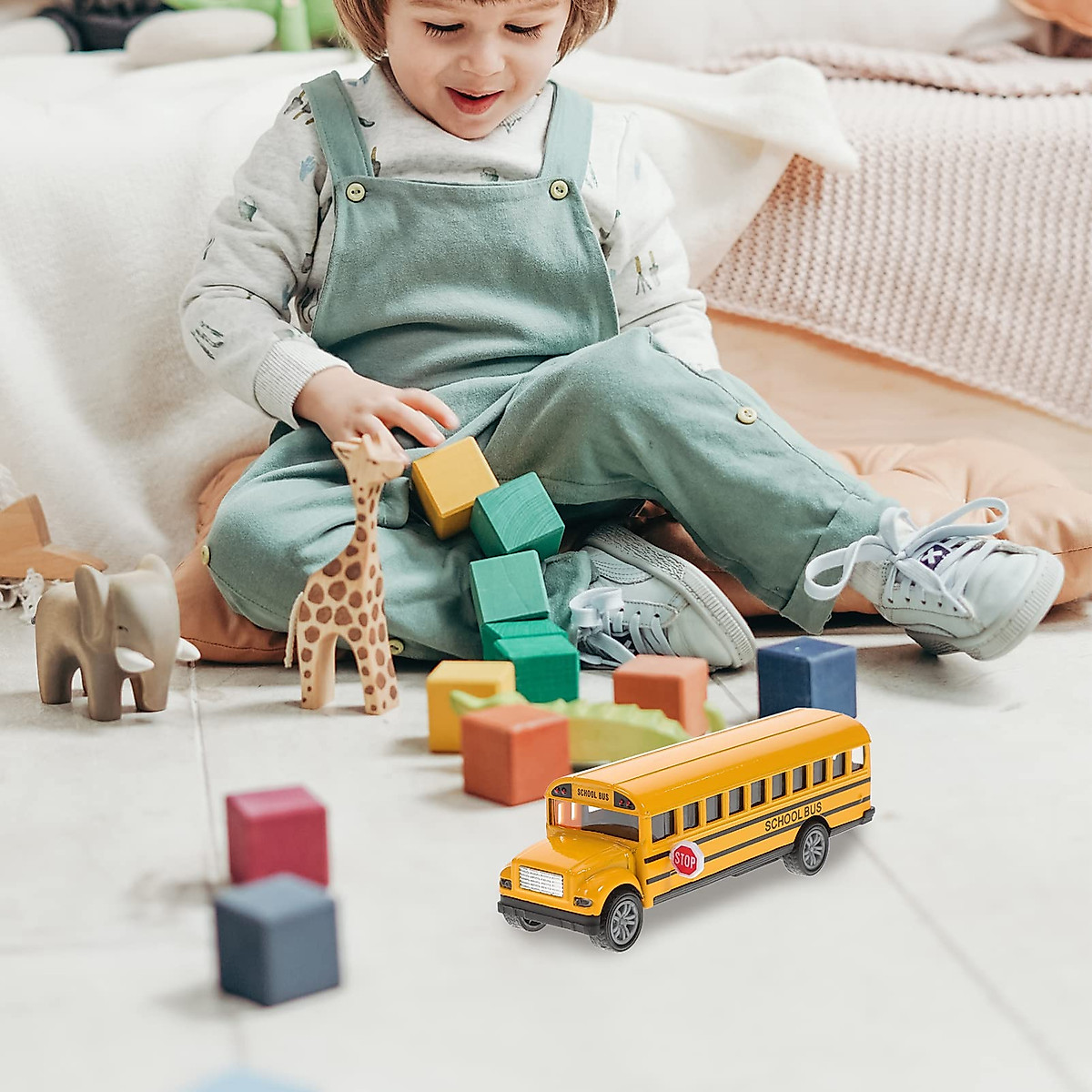 NUOBESTY Bus 1pc Decor Birthday Favor Vehicles Tabletop House Mini Children Girls Sand Toy, Party Car Boys Back Diecast Vehicle Alloy Model Small Construction Random Toys Funny Bus Toy