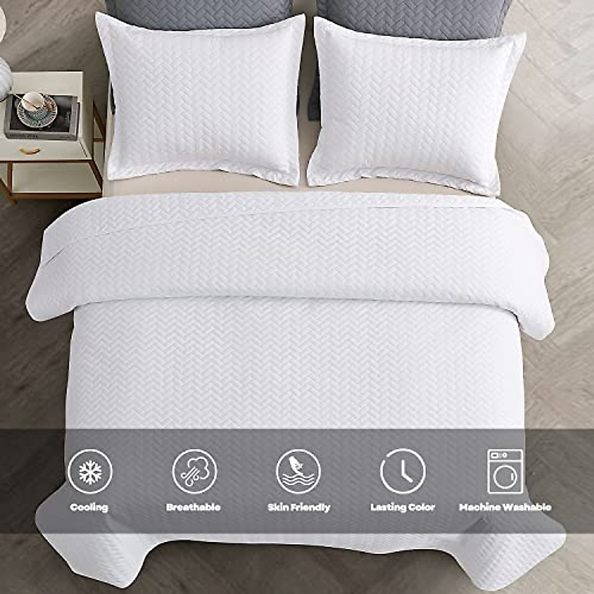 Maple&Stone Quilt Set California King Size, Lightweight White Bedspread Ultrasonic Chevron Pattern Light Coverlet for All Season Comforter Bedding Decor - 3 Piece Bed Cover Sets