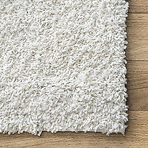 nuLOOM Wowshag Area Rug, 5' 3" x 7' 6", White