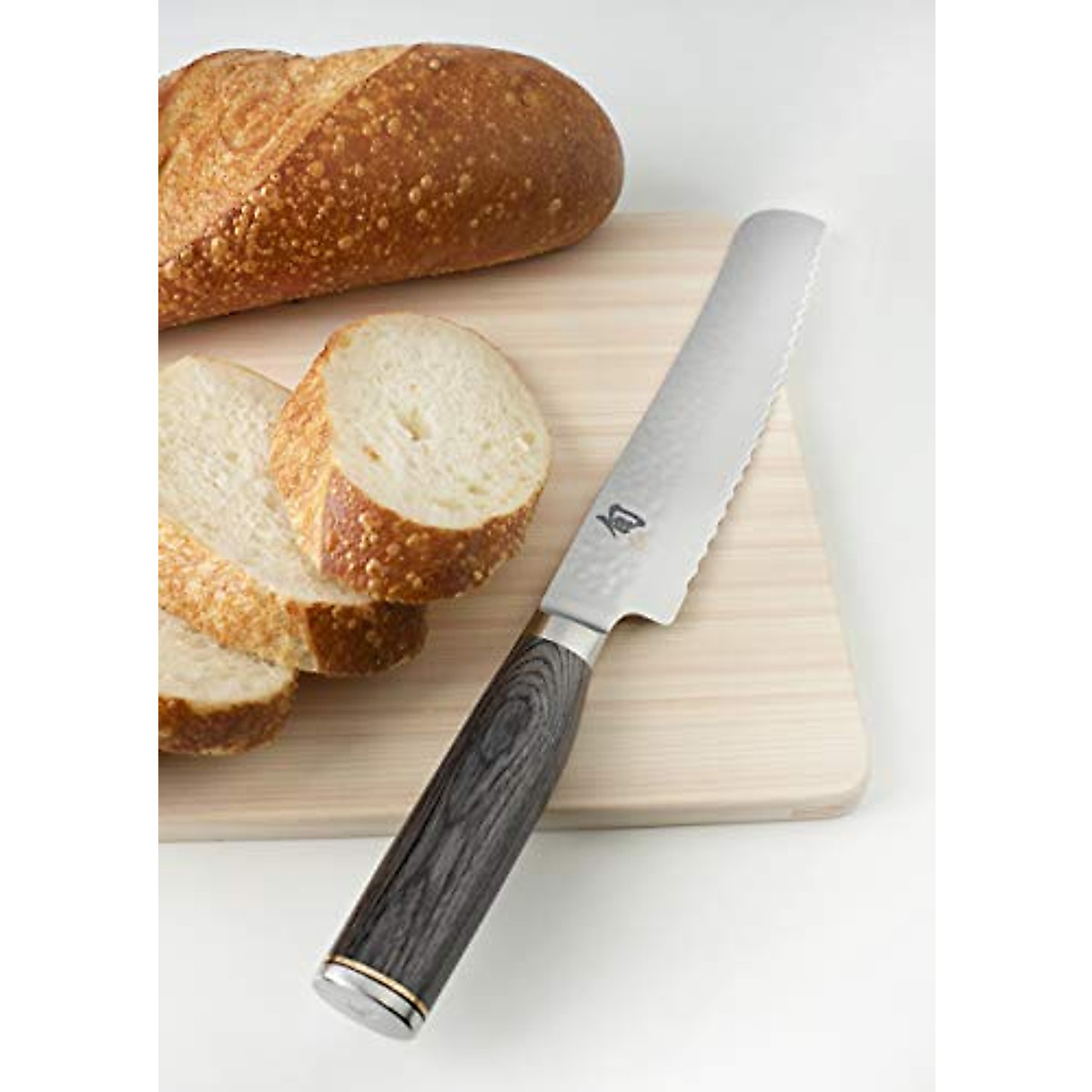Shun Cutlery Premier Grey Bread Knife 9”, Long Serrations Glide Through Bread, Hammered TSUCHIME Finish, Ideal for Cakes and Pastries, Authentic, Handcrafted, Japanese Serrated Kitchen Knife