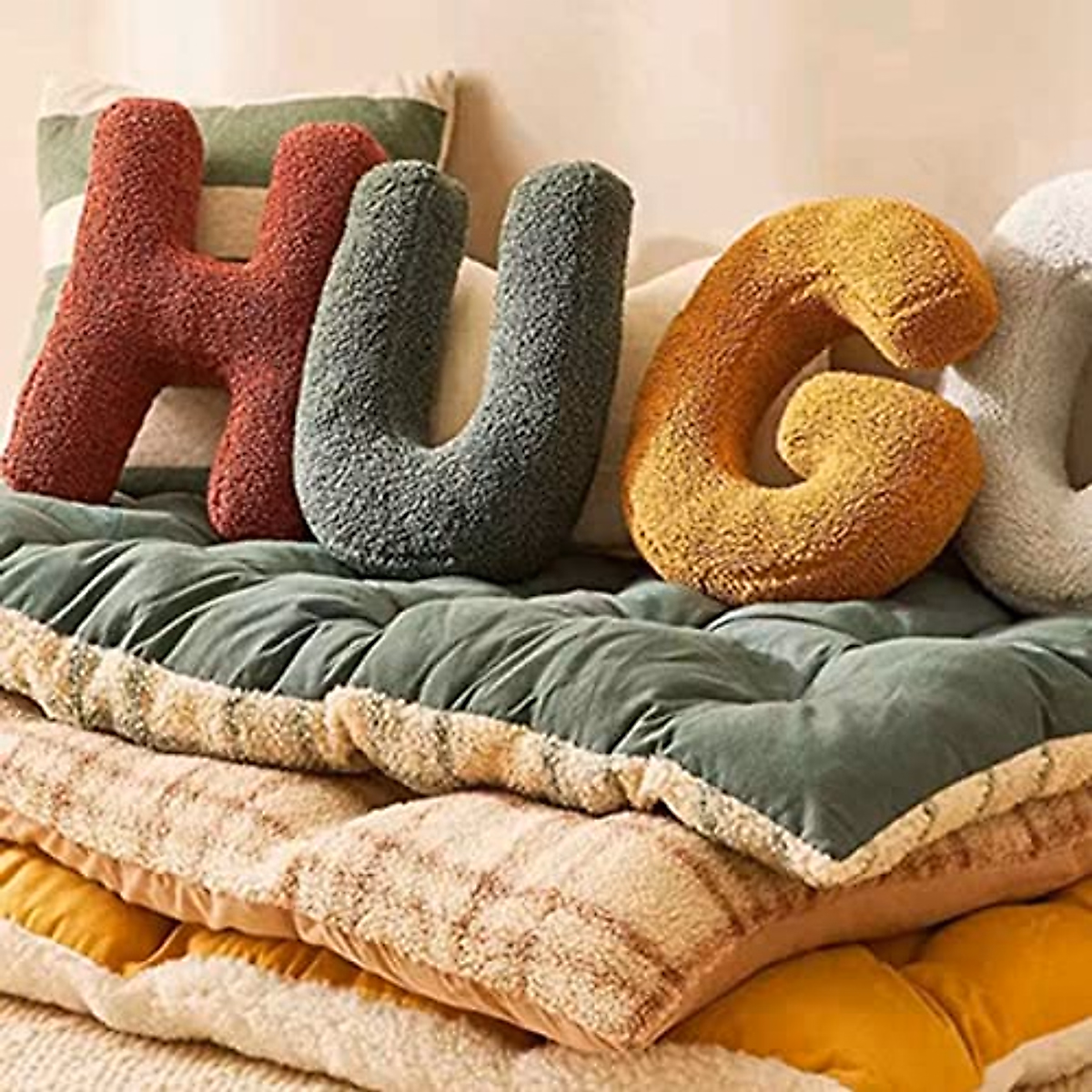 Walbest Initial Letter Plush Pillow Cute Throw Pillows for Couch Decor - A to Z Letter Pillows Soft Hugging Cushion Nursery Room Decor, Cute, Teaching Words Game Props B