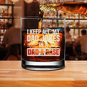 NeeNoNex I Keep All My Dad Jokes in a Dad-A-Base Funny Dad Joke Design Whiskey Glass Gift for Dads, Stepdads and Husbands