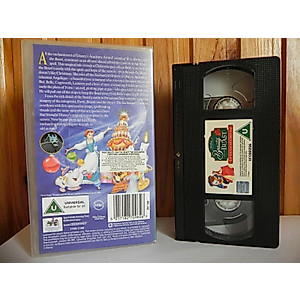 Beauty and the Beast: The Enchanted Christmas [VHS]