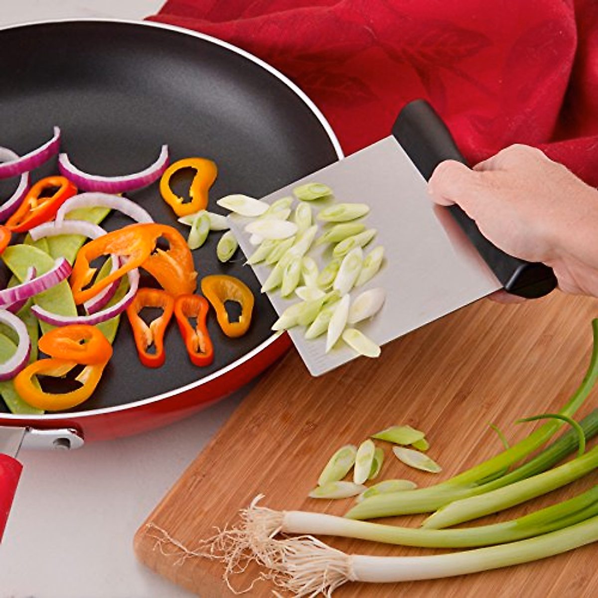 Spring Chef - Dough Blender and Pastry Cutter, Stainless Steel Nut, Pie, Pastry and Dough Cutter and Scraper, Multipurpose Baking Tools with Soft Grip Handles, Black