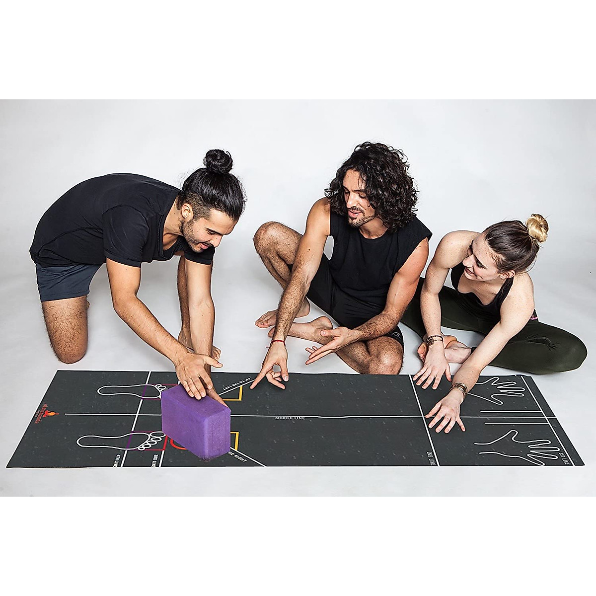 Atmananda Black Yoga Mat, Premium Natural Rubber Top, Educational Alignment Lines, Good for all Yoga Styles, Lightweight, Designed to Help Protect Your Joints (Large (5'7" & above), Bronze)