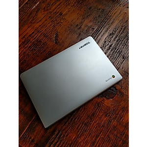Toshiba CB35-B3340 13.3 Inch Chromebook (Intel Celeron, 4GB, 16GB SSD, Silver) Full HD-Screen
