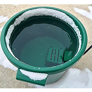 Farm Innovators HT-200 16 Gallon Plastic Heated Livestock Pet Farm Animal Water Bucket Tub with Hidden De-Icer Heating Element, Green