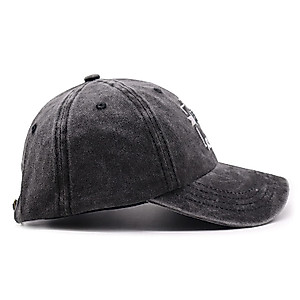 Funny Retirement Gifts for Men and Women, This Legend Has Retired Baseball Cap, Adjustable Embroidered Vintage Cotton Denim Hats for Dad, Mom, Grandma, Grandpa