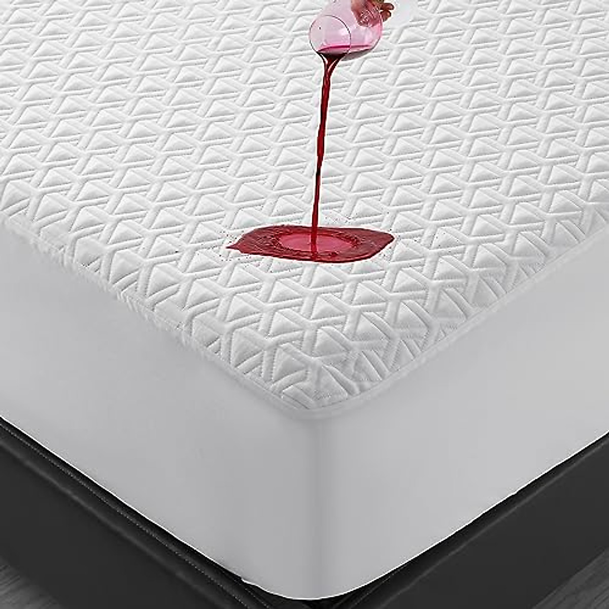 EMONIA Twin XL Size Mattress Protector 100% Waterproof Premium Breathable Cooling Ultra Soft Mattress Cover for College Dorm Room Noiseless Mattress Pad 8"-21" Deep Pocket