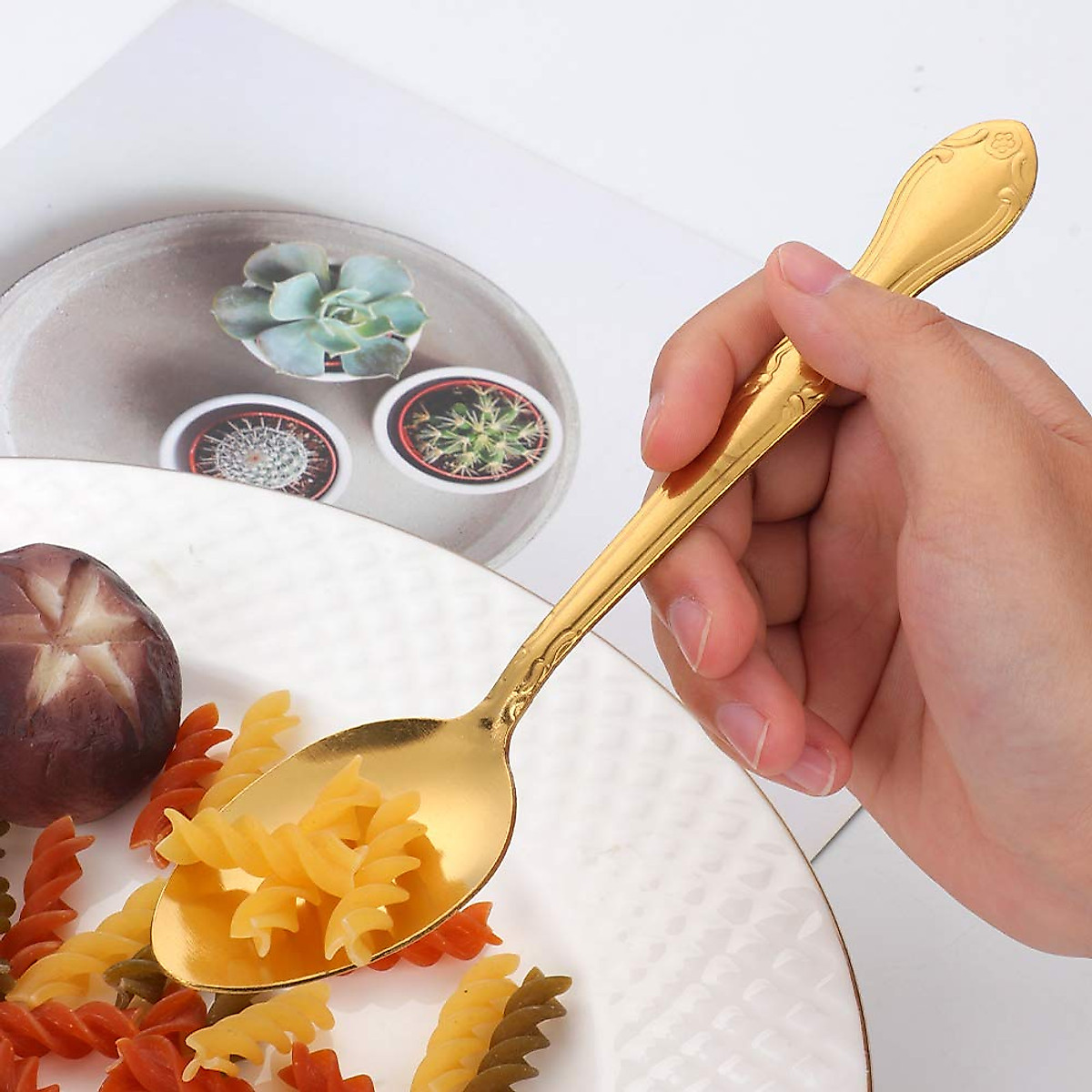 QIBOORUN 12-Piece Stainless Steel Dinner Spoons with Flower Edge, Stainless Steel Dinner Spoons Set, Table Spoon Dessert Spoons for Home, Kitchen or Restaurant - 7.3 Inches-Gold