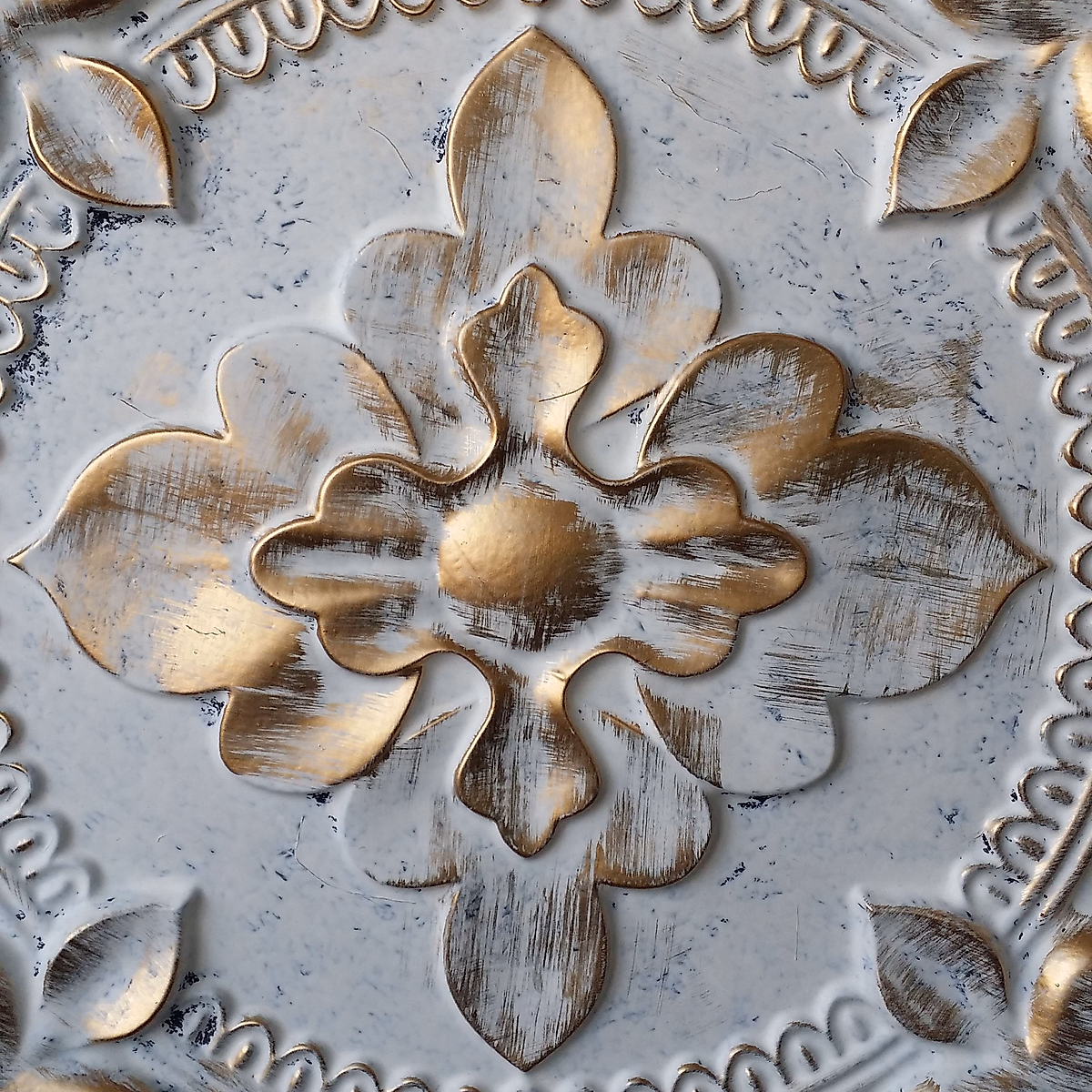 PLASTDECOR Ceiling Tile Faux tin Paint White Gold bar Decor Ceiling Panel PL30 Pack of 10pcs