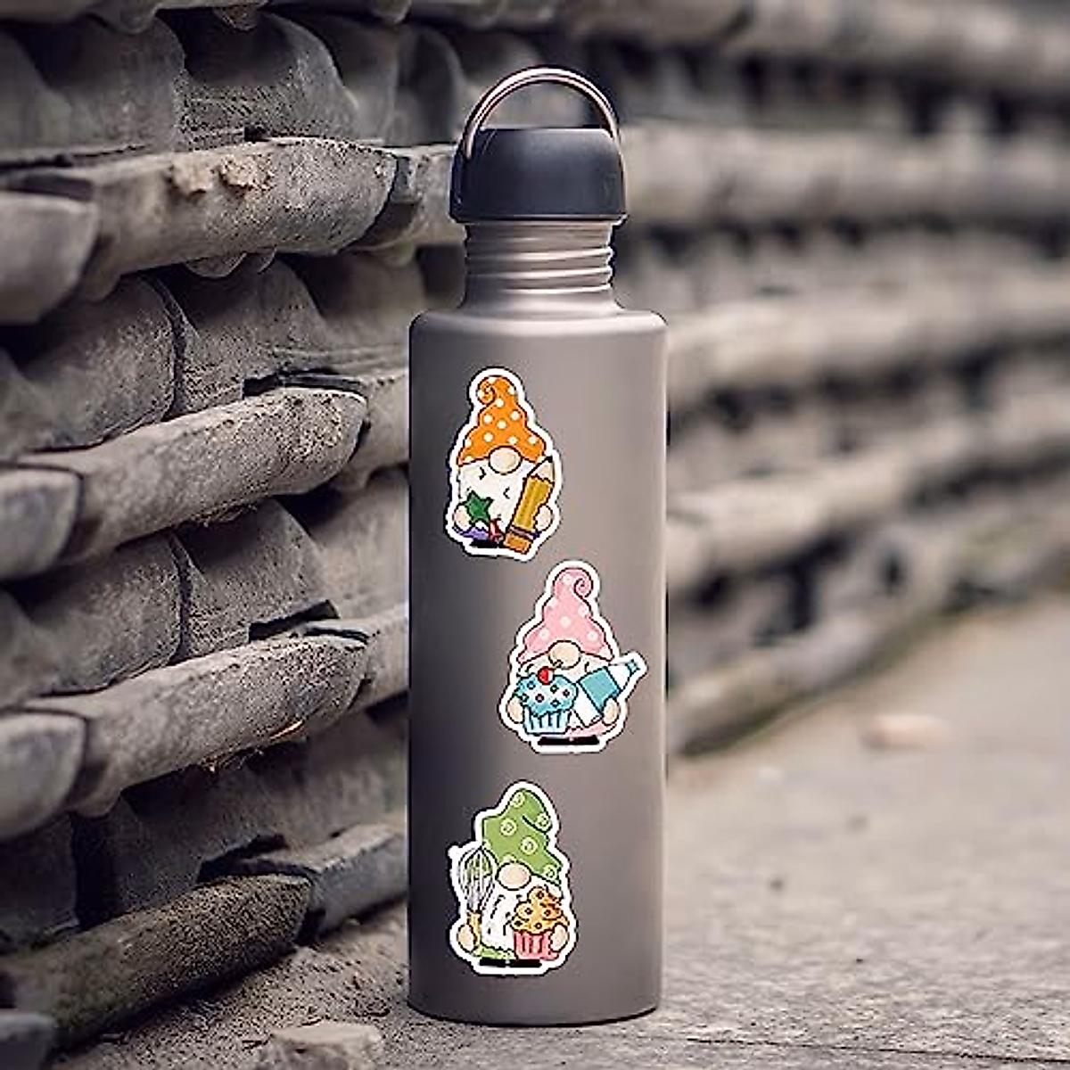 100pcs Gnome Stickers Vinyl Waterproof Stickers for Laptop, Water Bottle, Skateboard, Gnome Party Favors Gnome Decals Gifts, Scrapbooking, Guitar - Fun for Kids, Teens, Adults