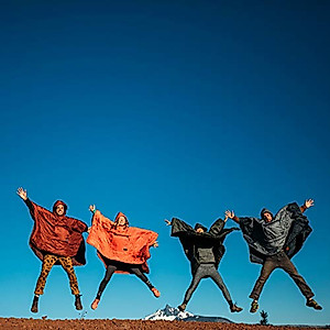 Therm-a-Rest Honcho Poncho Wearable Hoodie Blanket, Blue Print