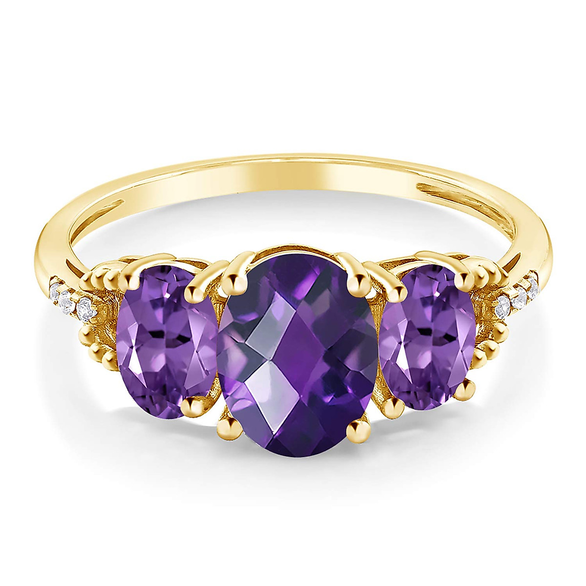 Gem Stone King 10K Yellow Gold Oval Checkerboard Purple Amethyst and Diamond Accent 3-Stone Engagement Ring | 2.14 Cttw | 3 Stone Wedding Anniversary Promise Ring For Women (Size 5)