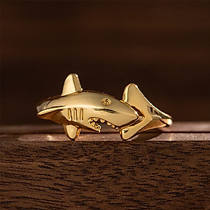 Hifunny Large Shark Rings Adjustable Sea Animal Fish Rings Giant Shark Ring for Men Women Ocean Animal Shark Ring Open Jewelry Gifts (Gold Size 7)